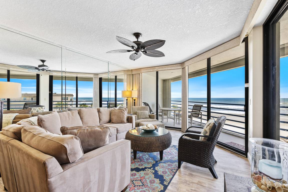 149 M² Condo ∙ 2 Bedrooms ∙ 6 Guests - Edgewater, FL