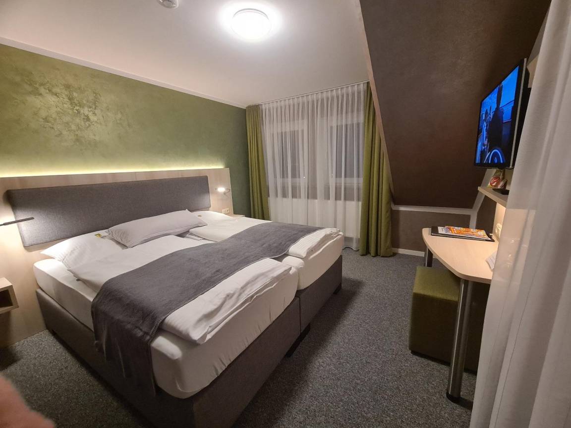 20 M² Hotel ∙ 1 Bedroom ∙ 2 Guests - Warmensteinach