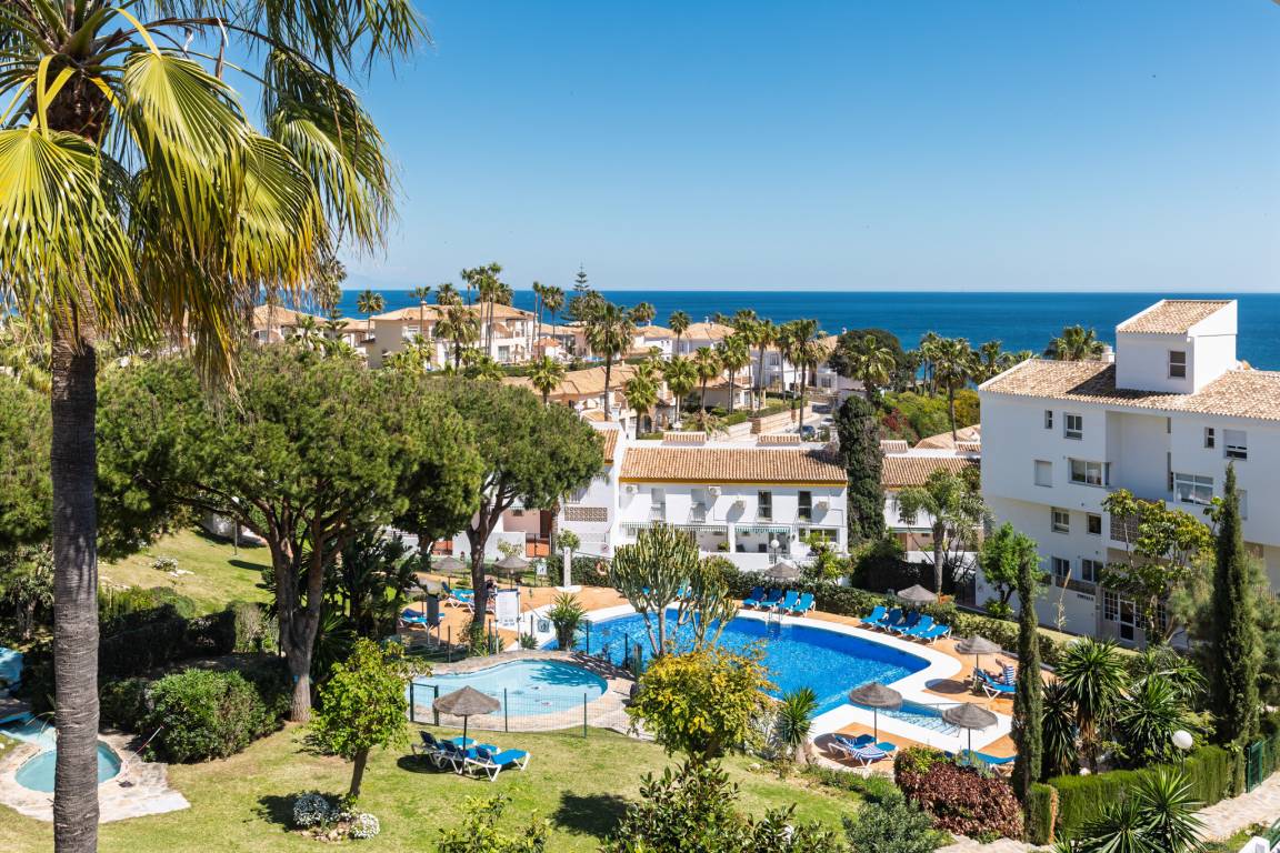 74 M² Apartamento ∙ 2 Habitaciones ∙ 6 Huéspedes - Mijas