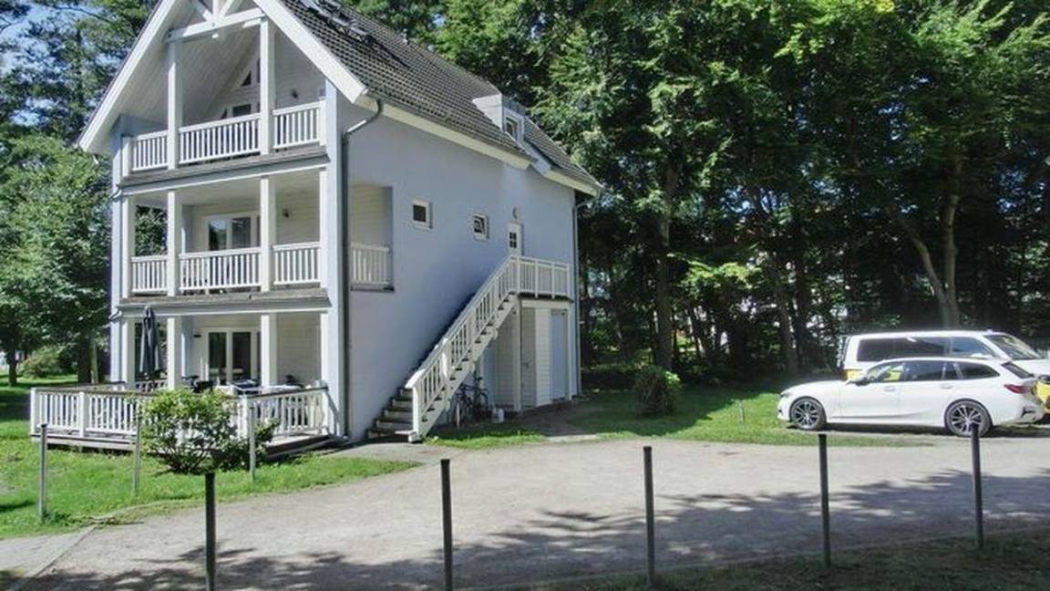 109 M² Ferienwohnung ∙ 3 Schlafzimmer ∙ 6 Gäste - Rövershagen