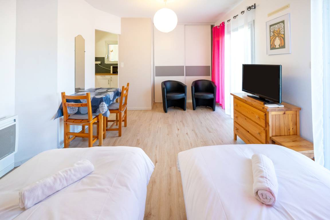 25 M² Studio ∙ 2 Personnes - Cazaubon