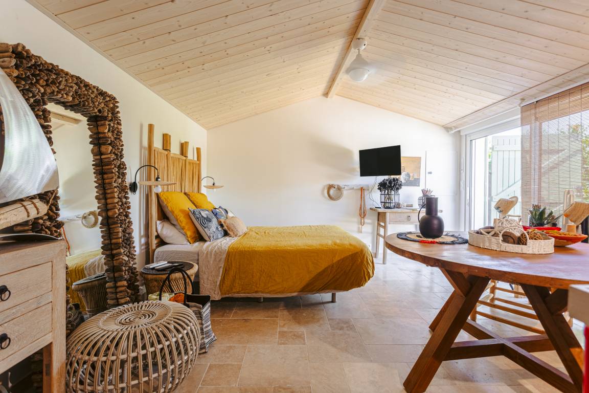 35 M² Bed & Breakfast ∙ 1 Sovrum ∙ 2 Gäster - La Rochelle