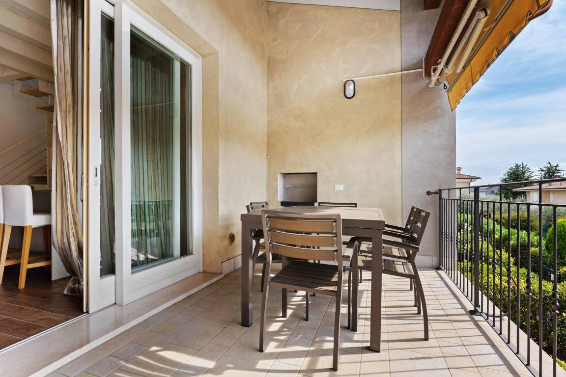 80 M² Ferienwohnung ∙ 1 Schlafzimmer ∙ 4 Gäste - Sirmione