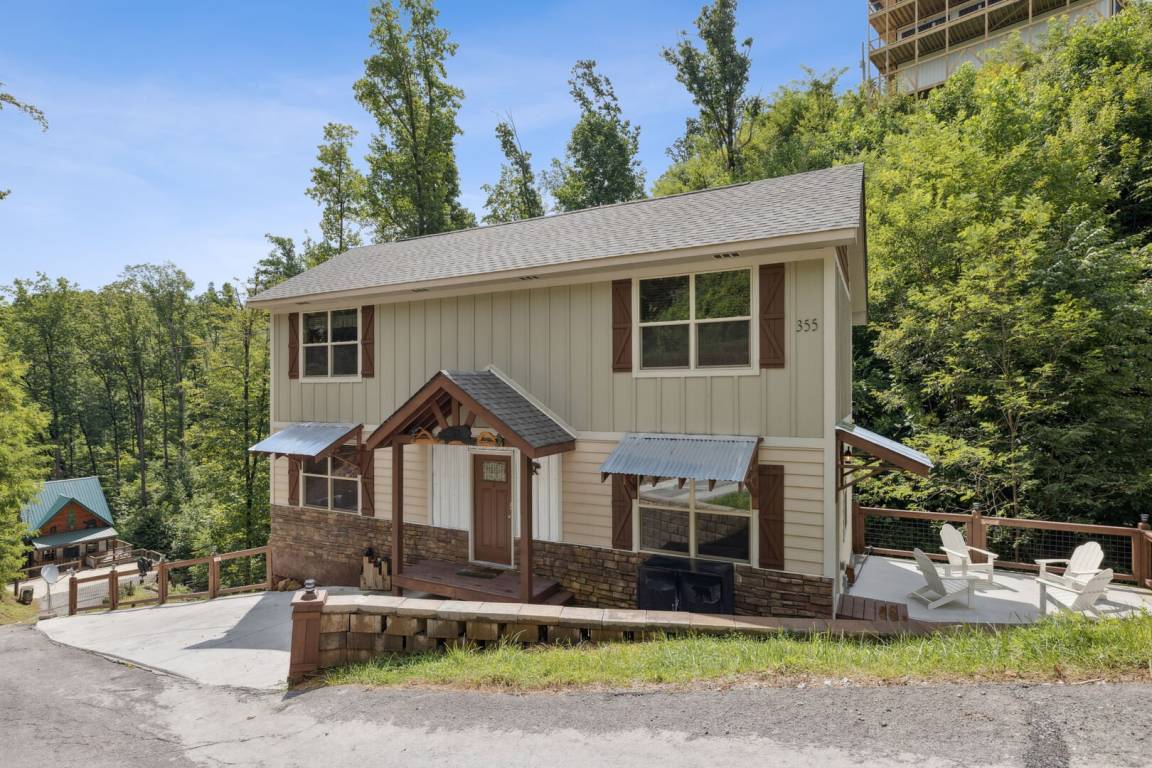 153 M² Cabin ∙ 2 Bedrooms ∙ 4 Guests - Tennessee