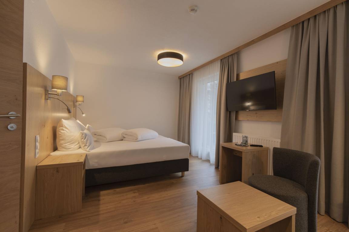 30 M² Hotel ∙ 1 Bedroom ∙ 3 Guests - Galtür