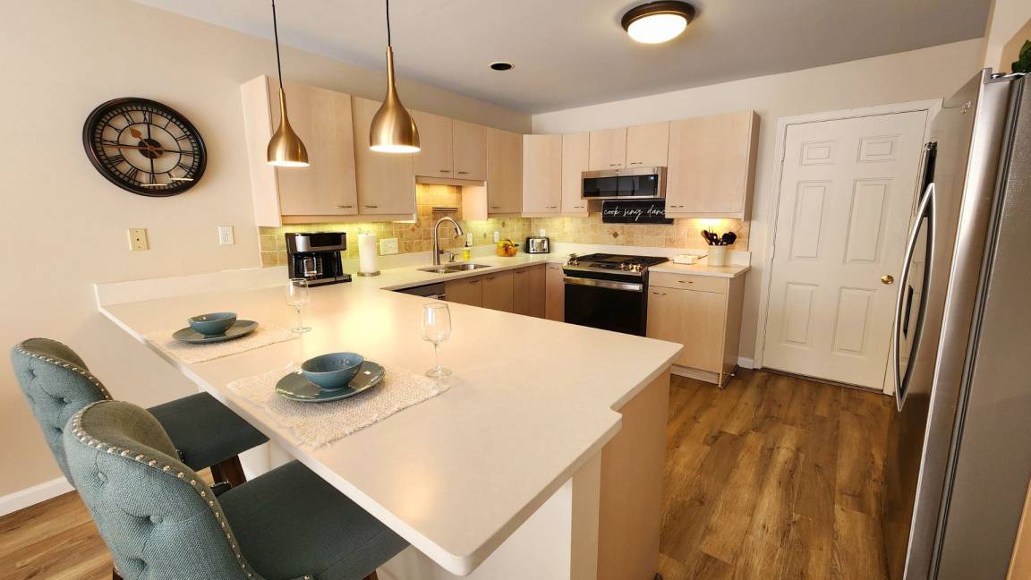 167 M² Condo ∙ 2 Bedrooms ∙ 5 Guests - Harbor Springs, MI
