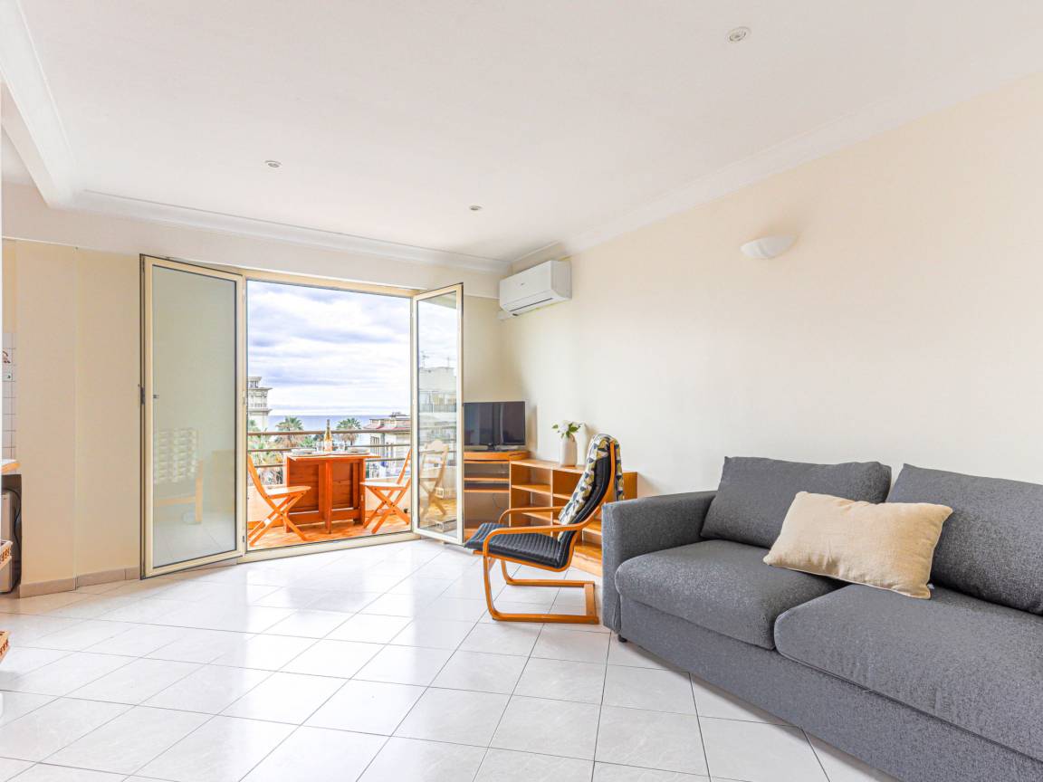 25 M² Apartment ∙ 2 Bedrooms ∙ 3 Guests - Nice