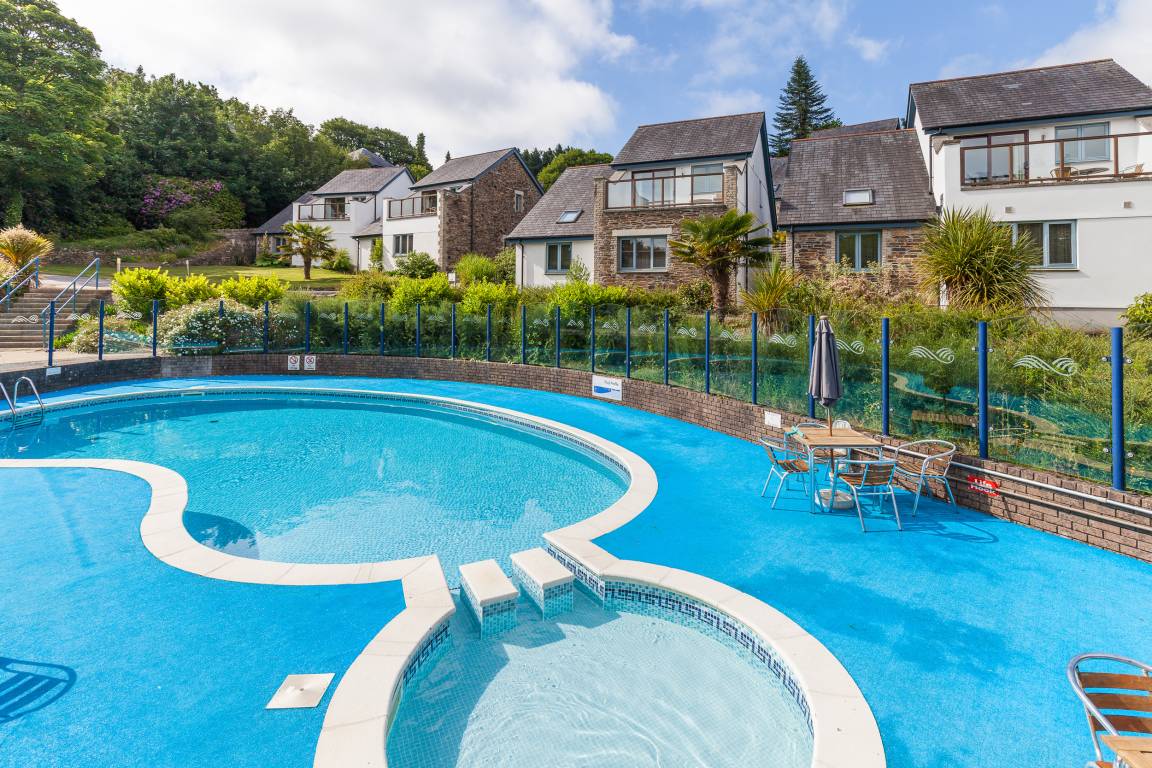 Cottage ∙ 2 Bedrooms ∙ 4 Guests - St Mawes