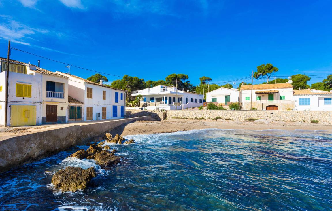 234 M² Ferienhaus ∙ 3 Schlafzimmer ∙ 6 Gäste - Cala Rajada