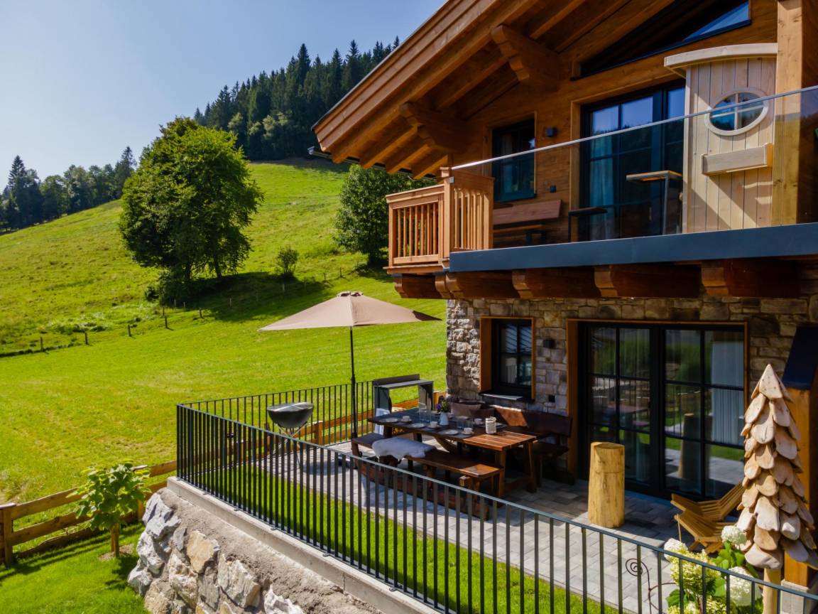 160 M² Chalet ∙ 3 Bedrooms ∙ 10 Guests - Wagrain