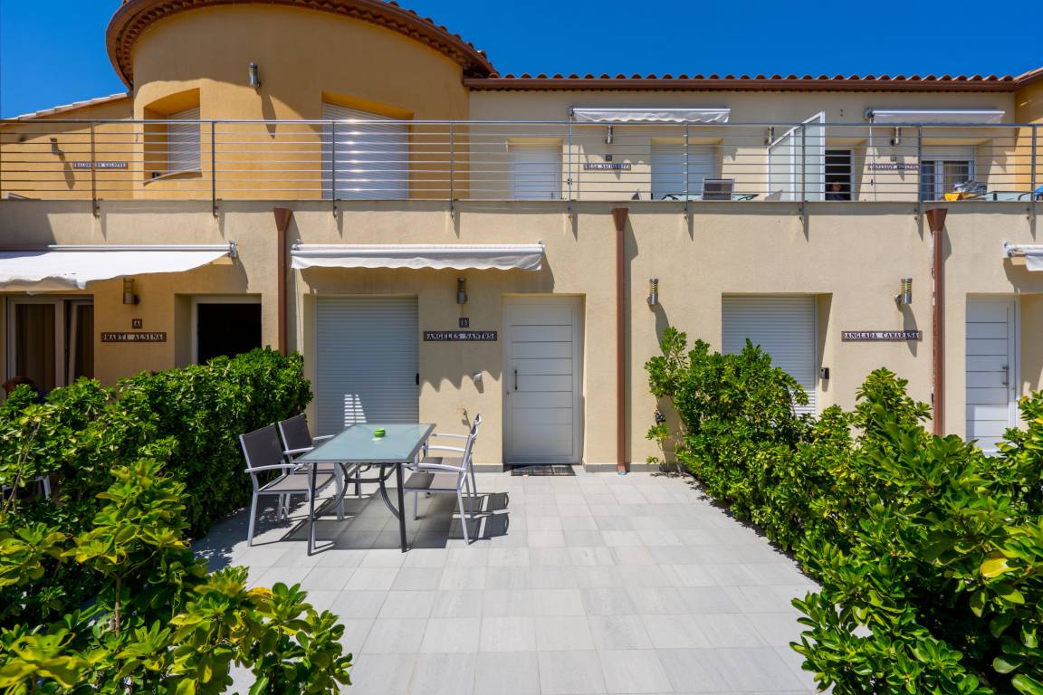 60 M² Apartment ∙ 1 Bedroom ∙ 4 Guests - Empuriabrava