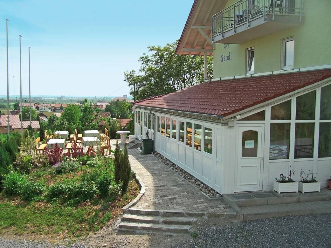 Private Room ∙ 1 Guest - Straubing