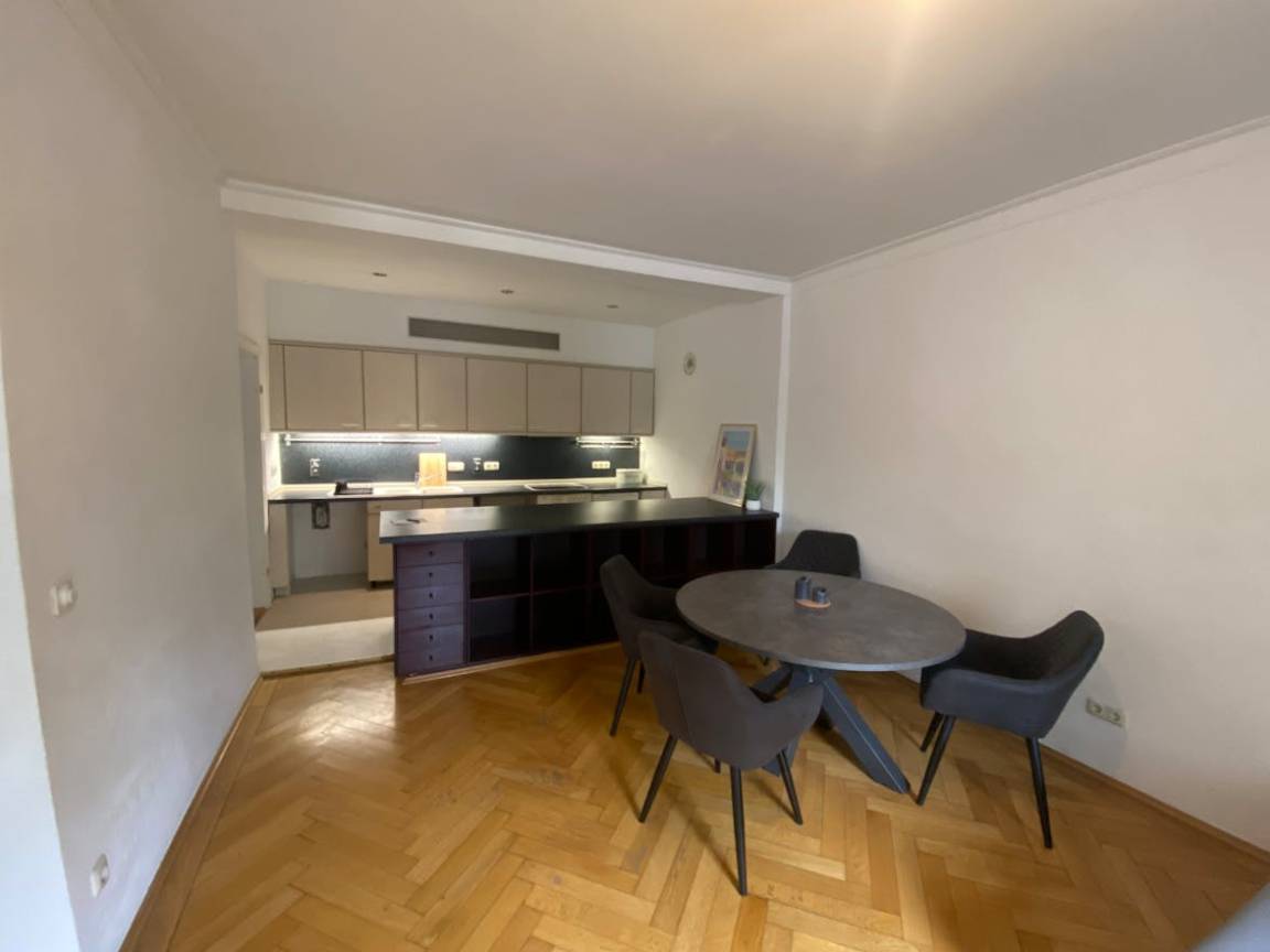 74 M² Apartamento ∙ 1 Habitación ∙ 3 Huéspedes - Múnich