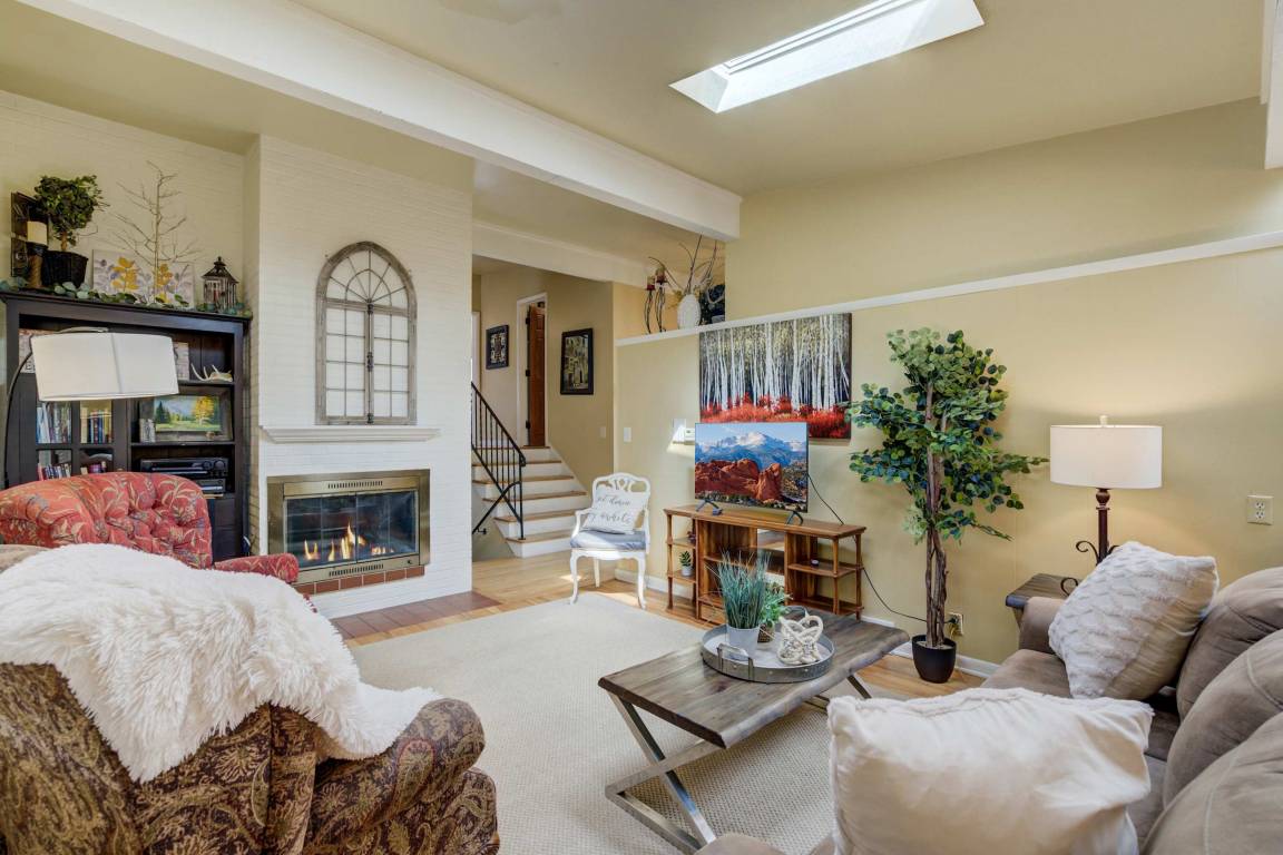 House ∙ 4 Bedrooms ∙ 10 Guests - Manitou Springs, CO