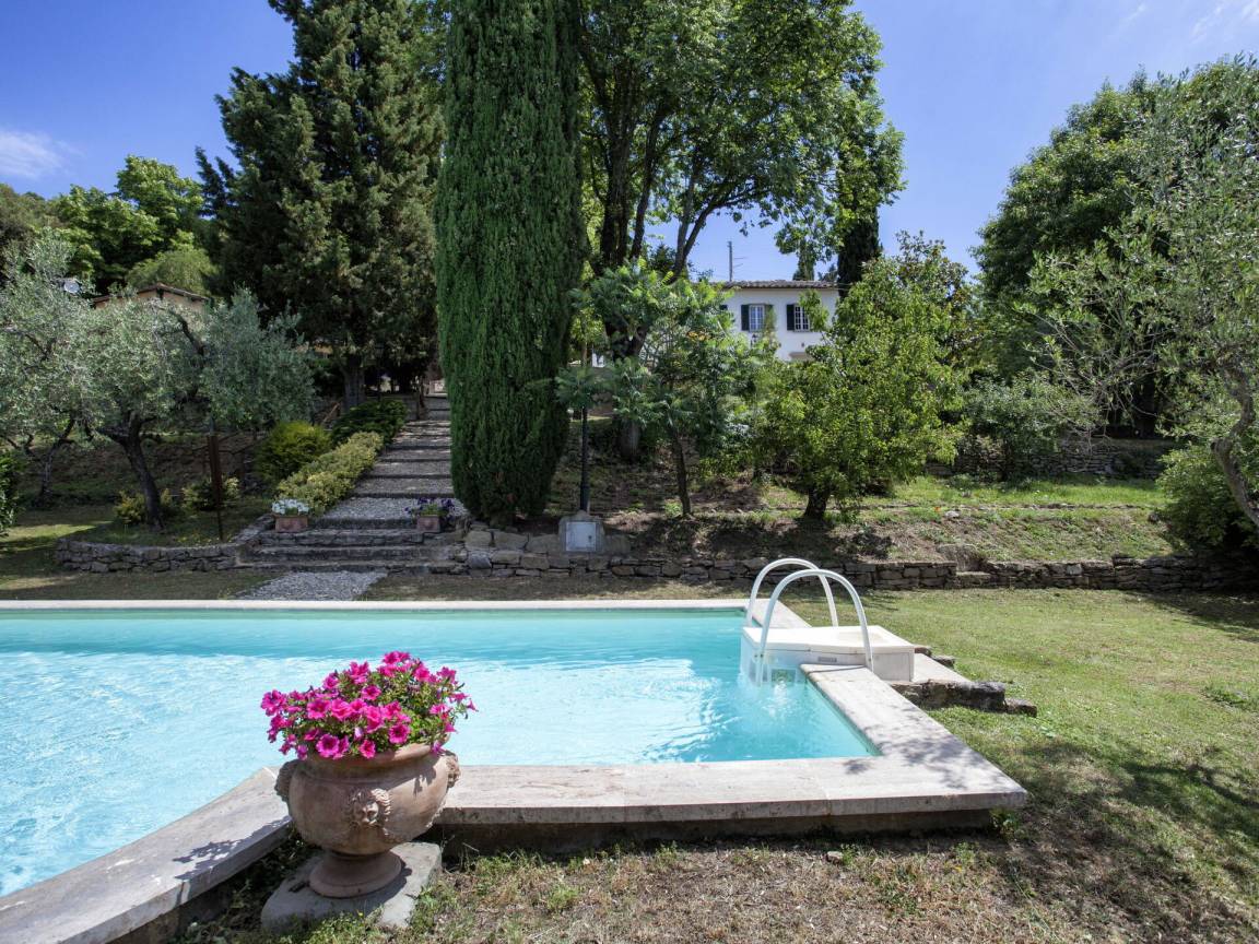 250 M² Villa ∙ 3 Slaapkamers ∙ 6 Gasten - Cortona