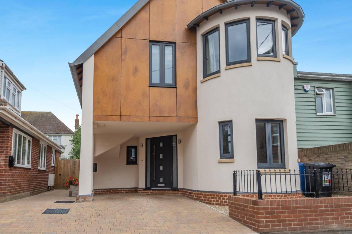 Cottage ∙ 3 Bedrooms ∙ 5 Guests - Aldeburgh