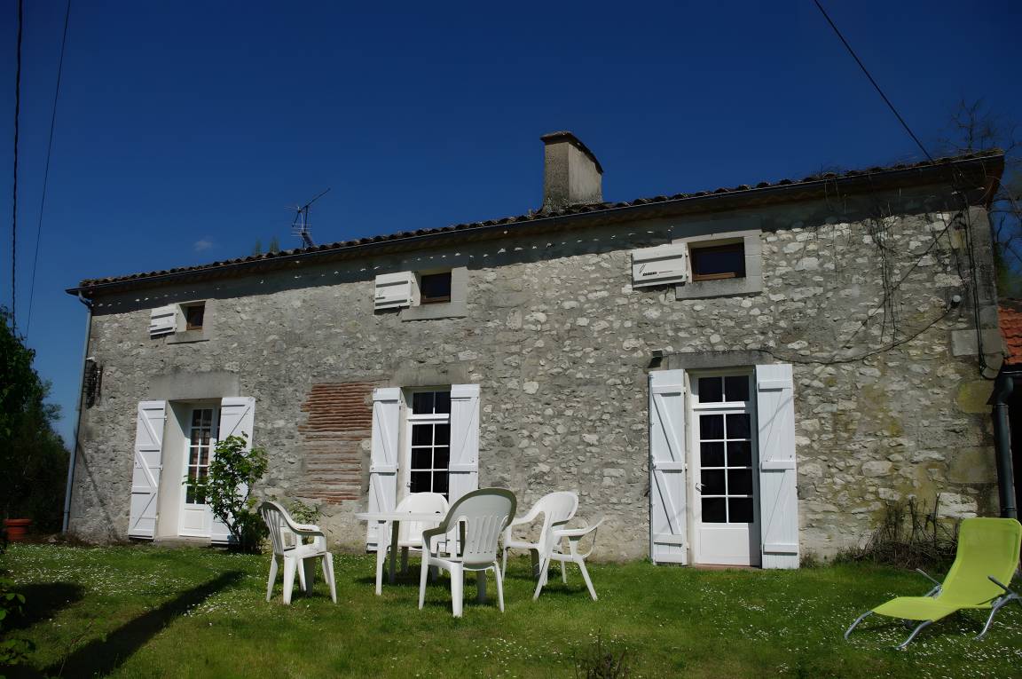 180 M² House ∙ 4 Bedrooms ∙ 8 Guests - Lot-et-Garonne