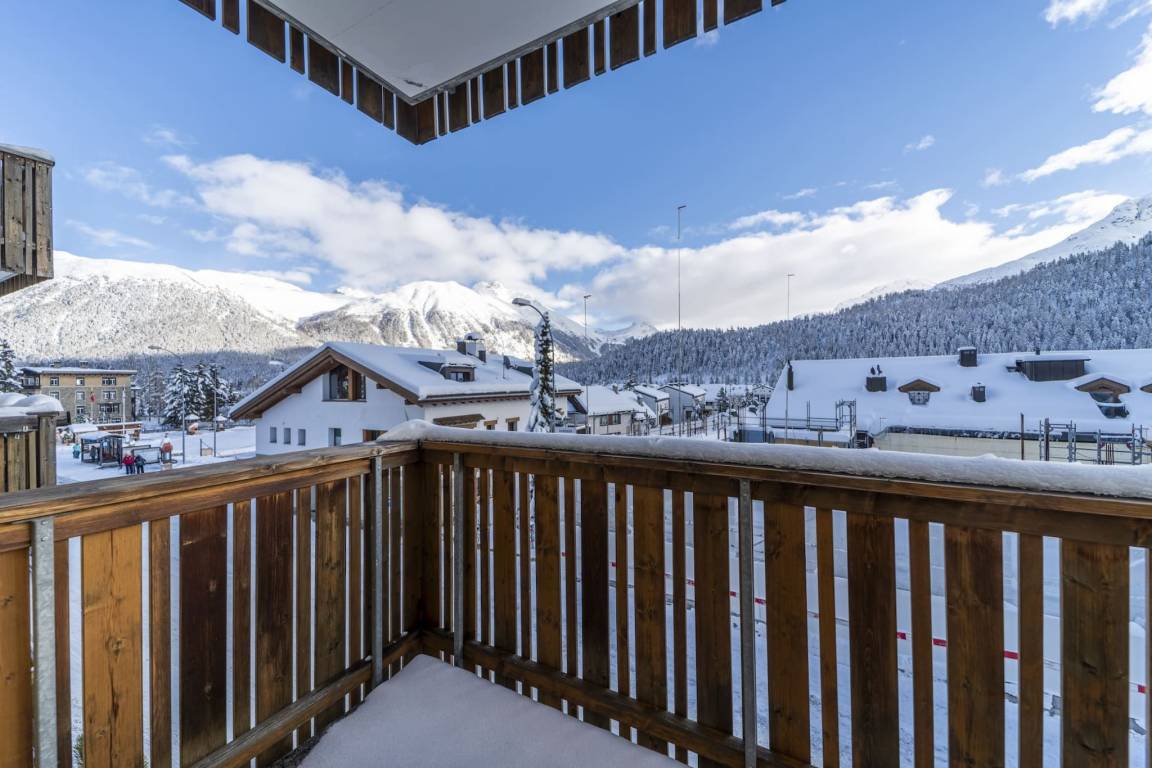 90 M² Ferienwohnung ∙ 2 Schlafzimmer ∙ 5 Gäste - Celerina/Schlarigna