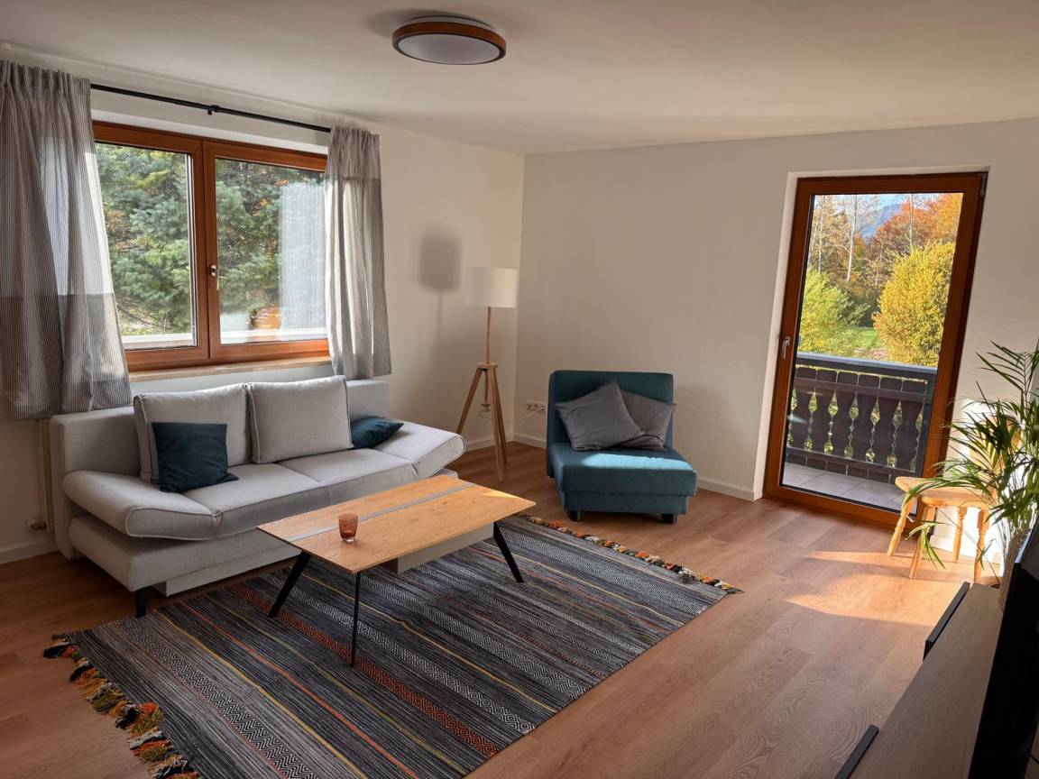 97 M² Ferienwohnung ∙ 2 Schlafzimmer ∙ 4 Gäste - Bischofswiesen