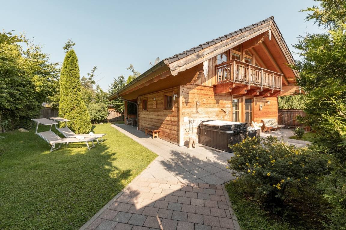 145 M² Ferienhaus ∙ 2 Schlafzimmer ∙ 6 Gäste - Piding