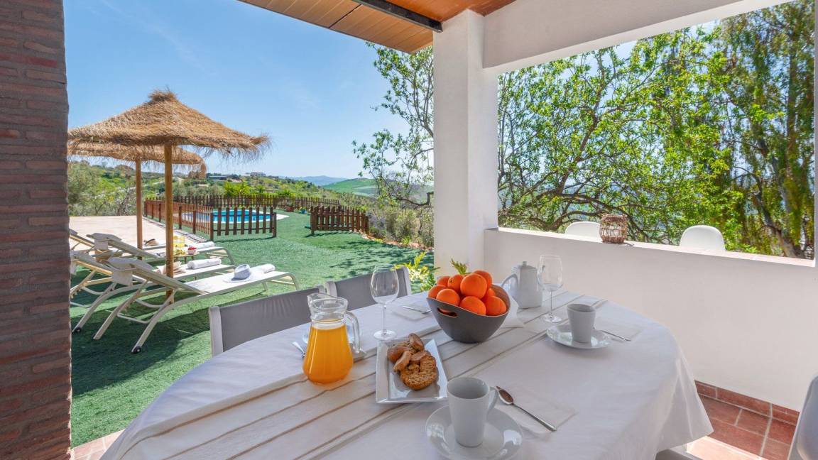90 M² House ∙ 2 Bedrooms ∙ 4 Guests - Antequera