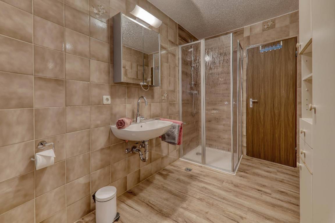 75 M² Ferienwohnung ∙ 2 Schlafzimmer ∙ 6 Gäste - Grafenau