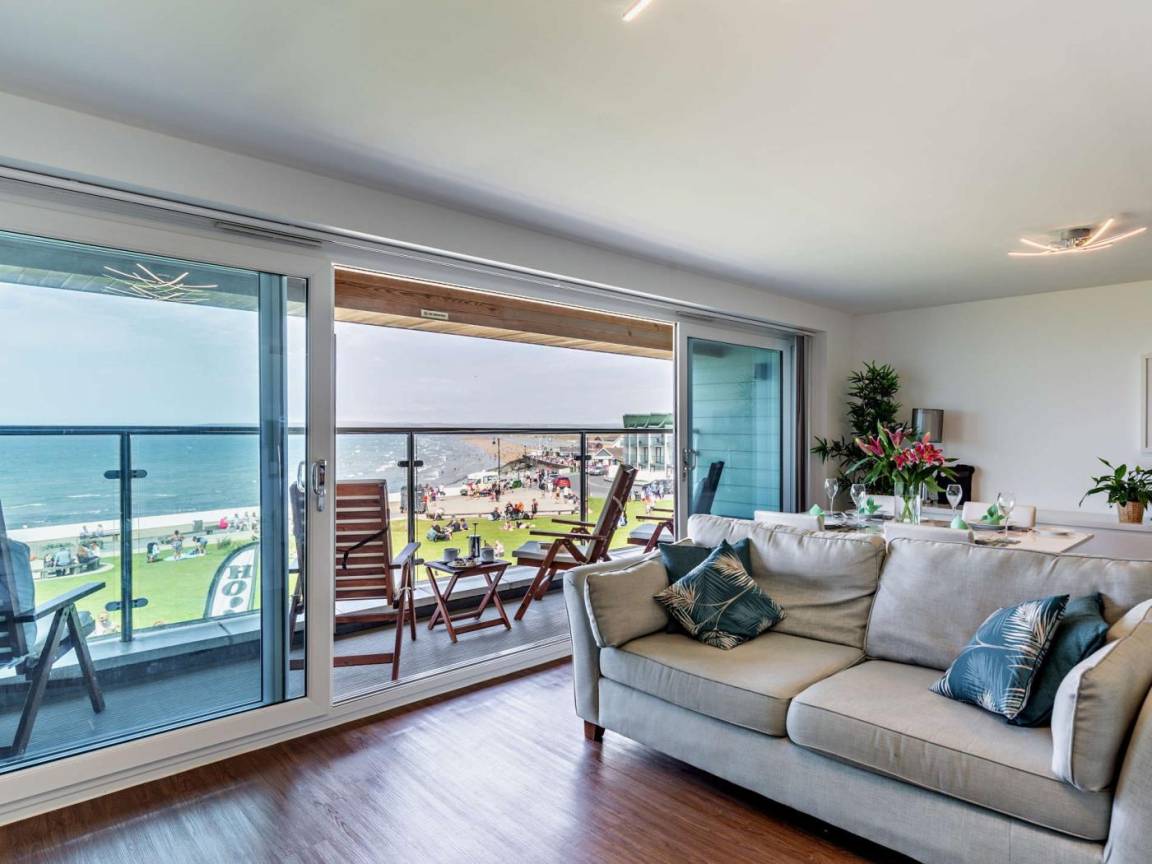 Apartment ∙ 2 Bedrooms ∙ 4 Guests - Westward Ho!