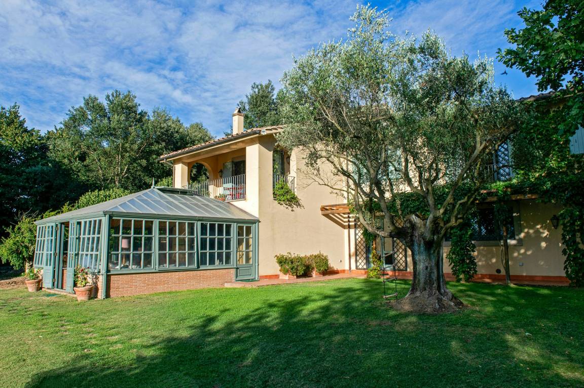 300 M² Ferienhaus ∙ 5 Schlafzimmer ∙ 10 Gäste - Sutri