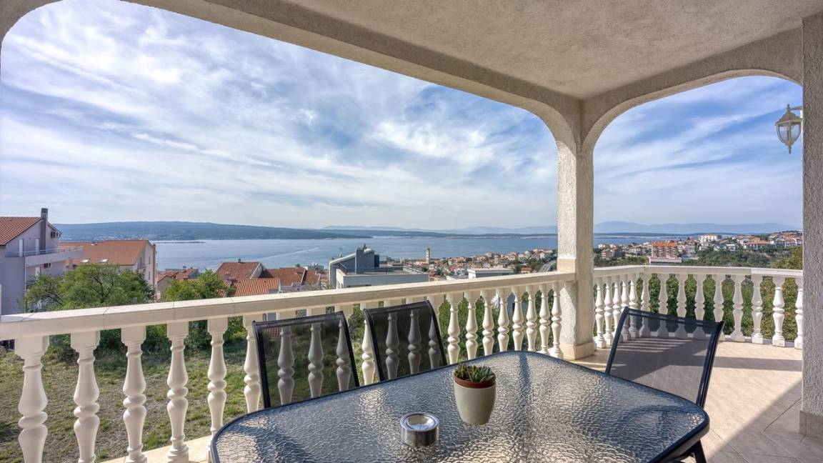 120 M² Ferienwohnung ∙ 3 Schlafzimmer ∙ 6 Gäste - Crikvenica