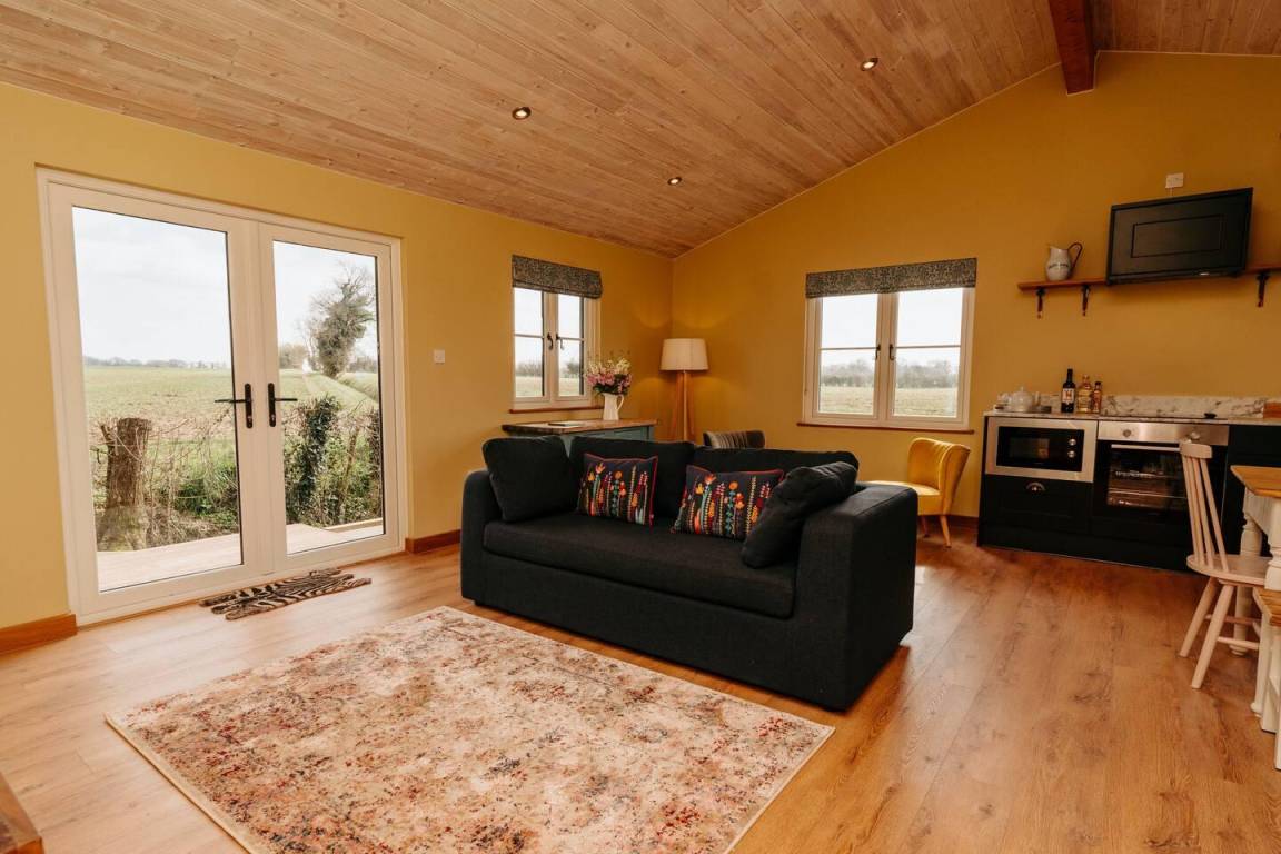 70 M² Cottage ∙ 2 Bedrooms ∙ 6 Guests - Framlingham