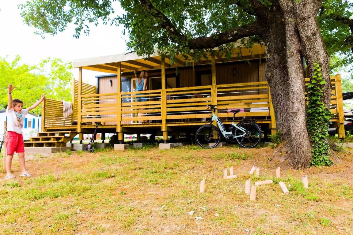 33 M² Mobil-home ∙ 3 Chambres ∙ 6 Personnes - Grospierres