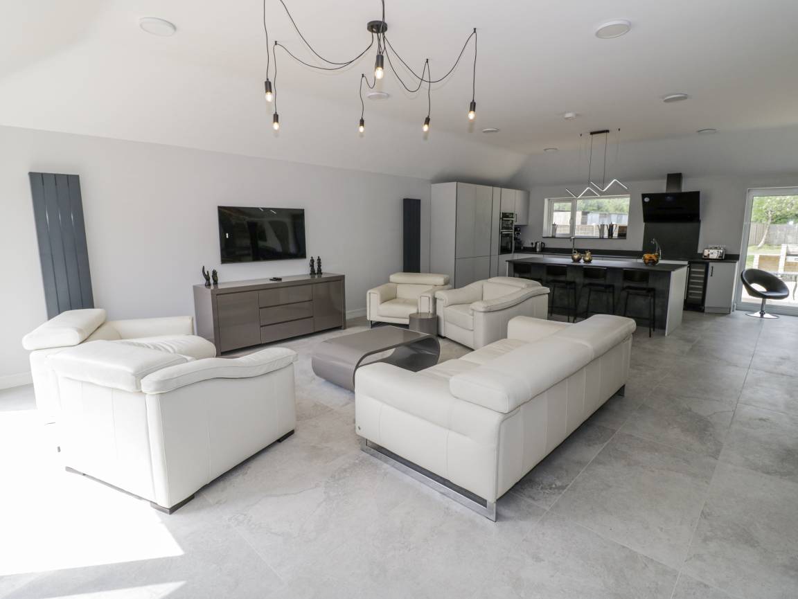 Cottage ∙ 5 Bedrooms ∙ 10 Guests - Stratford-upon-Avon