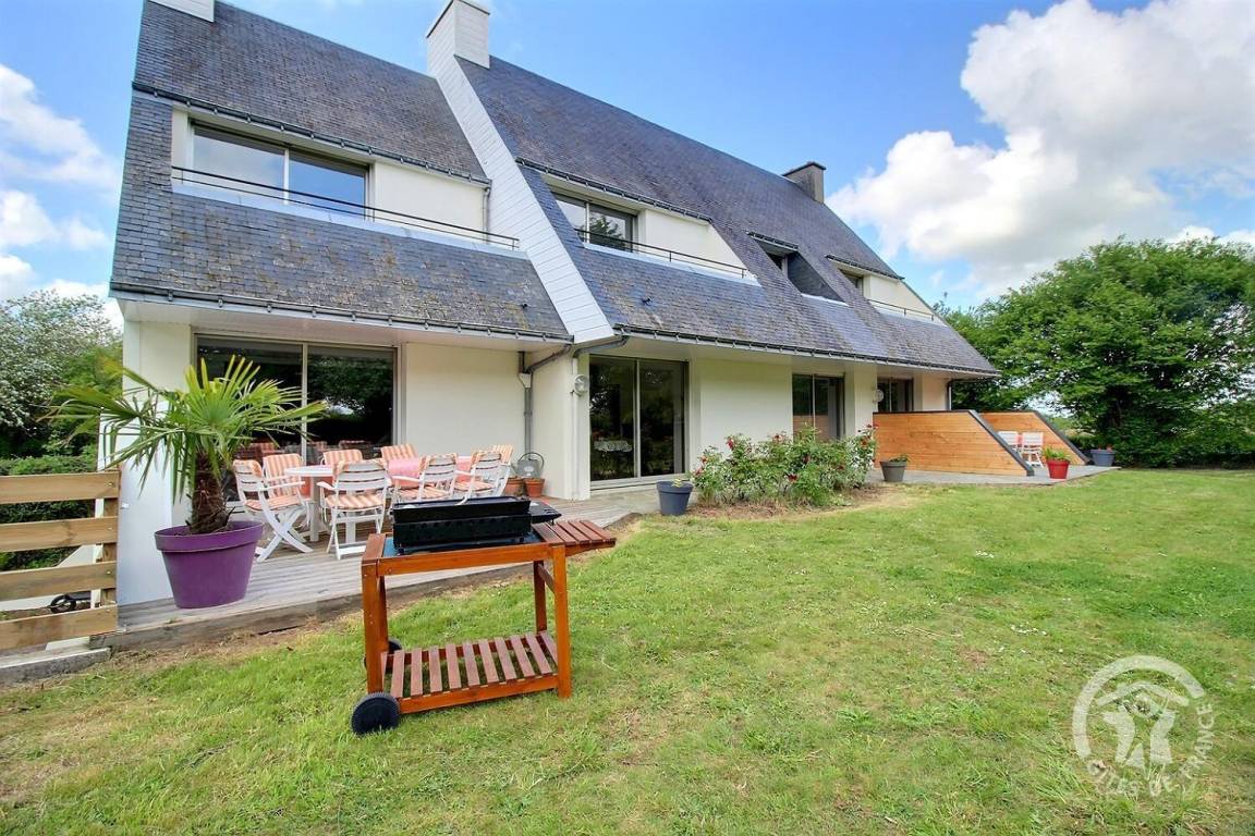 200 M² Gîte ∙ 6 Chambres ∙ 12 Personnes - Lannion