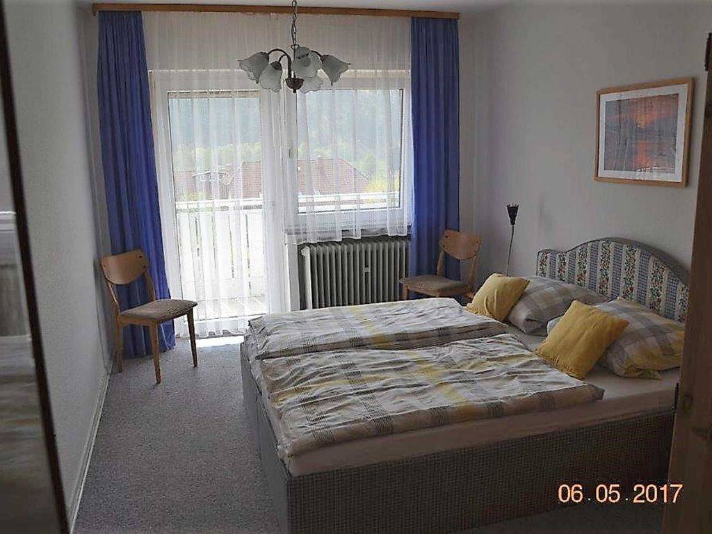 53 M² Ferienwohnung ∙ 1 Schlafzimmer ∙ 3 Gäste - Bad Zwesten