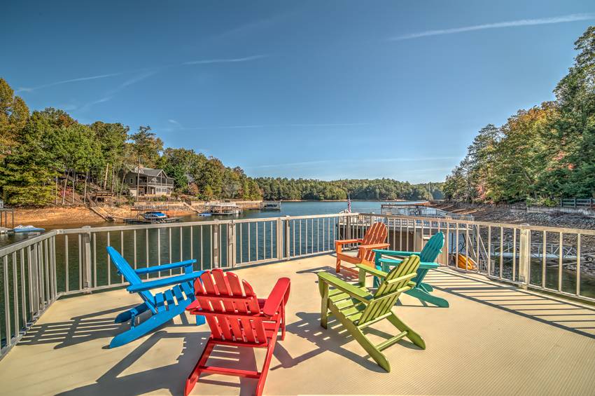 Cabin ∙ 4 Bedrooms ∙ 13 Guests - Blue Ridge, GA