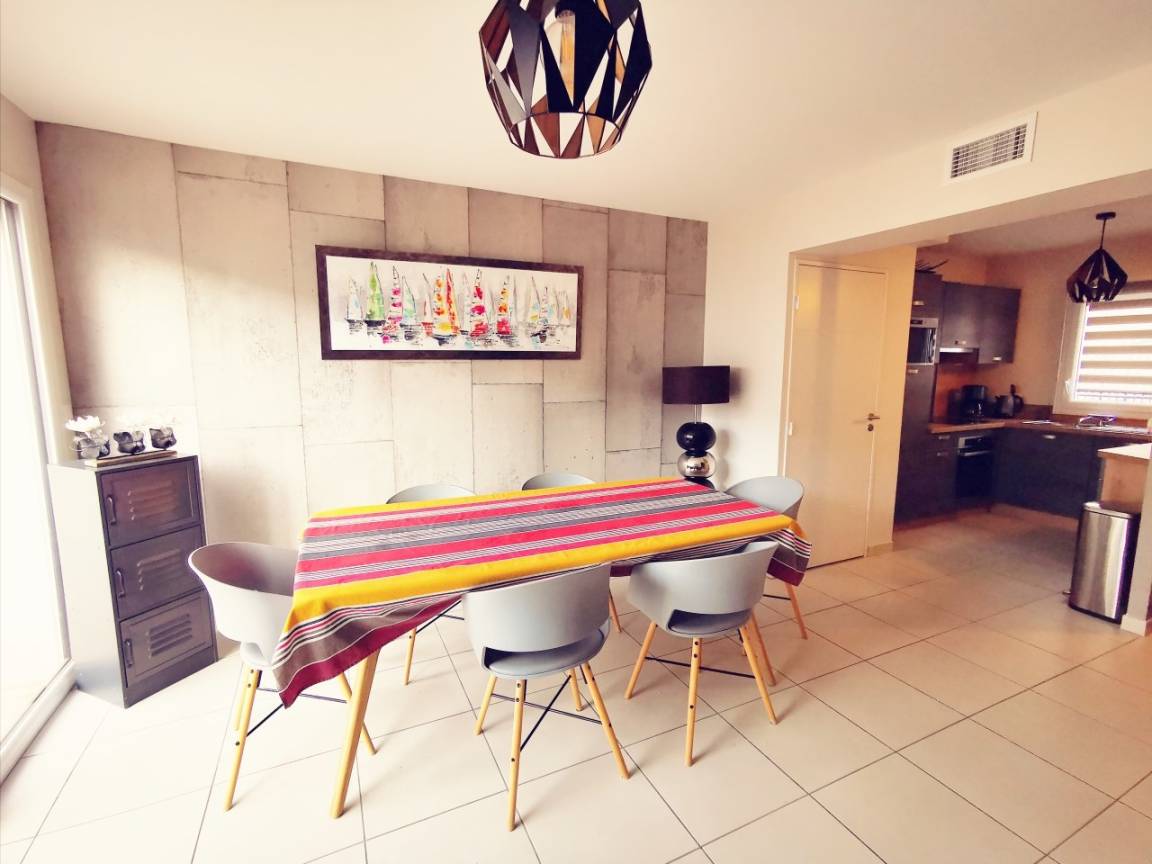 68 M² House ∙ 2 Bedrooms ∙ 5 Guests - Sérignan