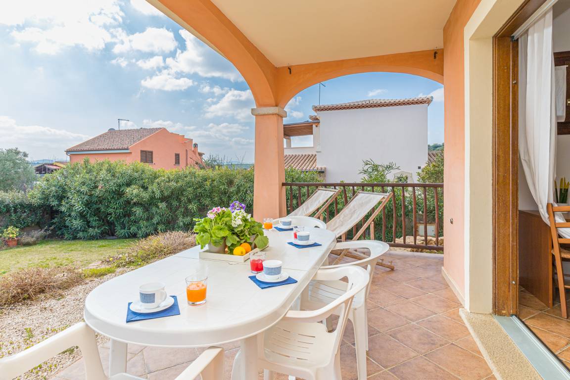 60 M² Apartment ∙ 2 Bedrooms ∙ 4 Guests - Golfo Aranci