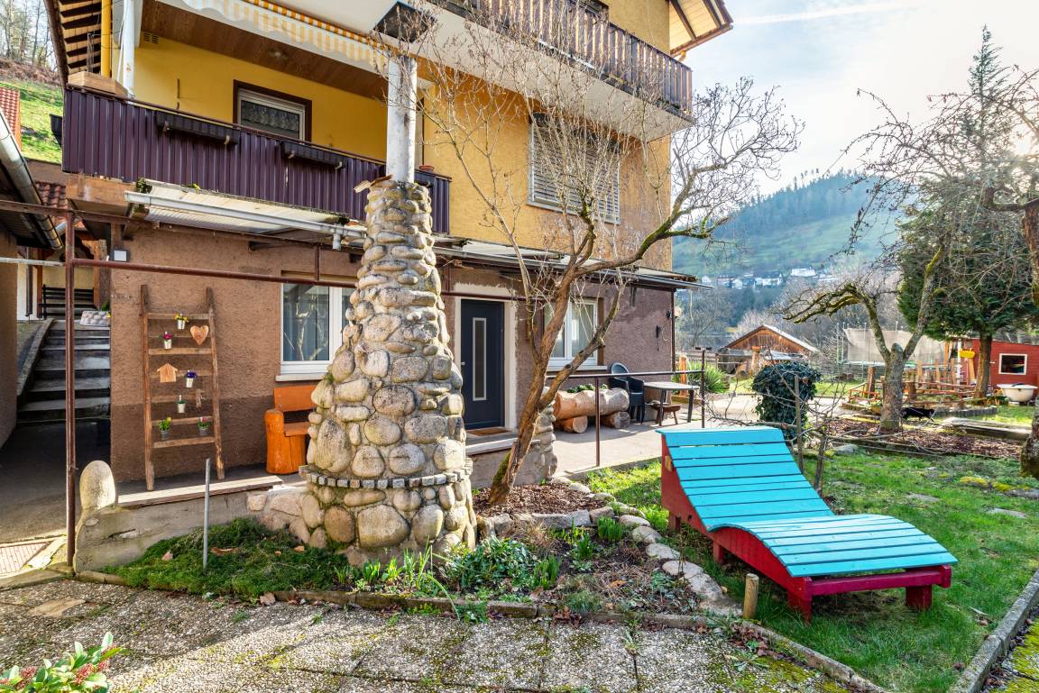 60 M² Ferienwohnung ∙ 2 Schlafzimmer ∙ 4 Gäste - Gernsbach