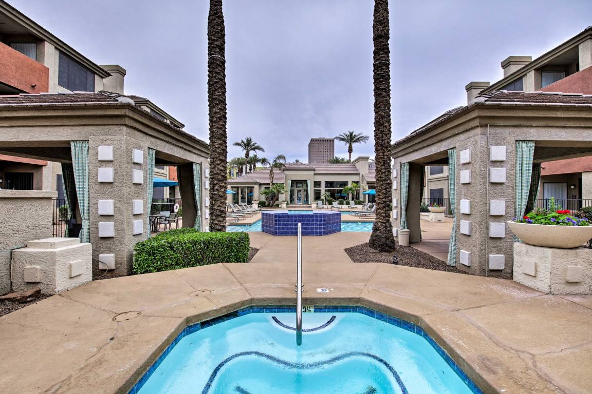 81 M² Apartment ∙ 1 Bedroom ∙ 4 Guests - Phoenix, AZ