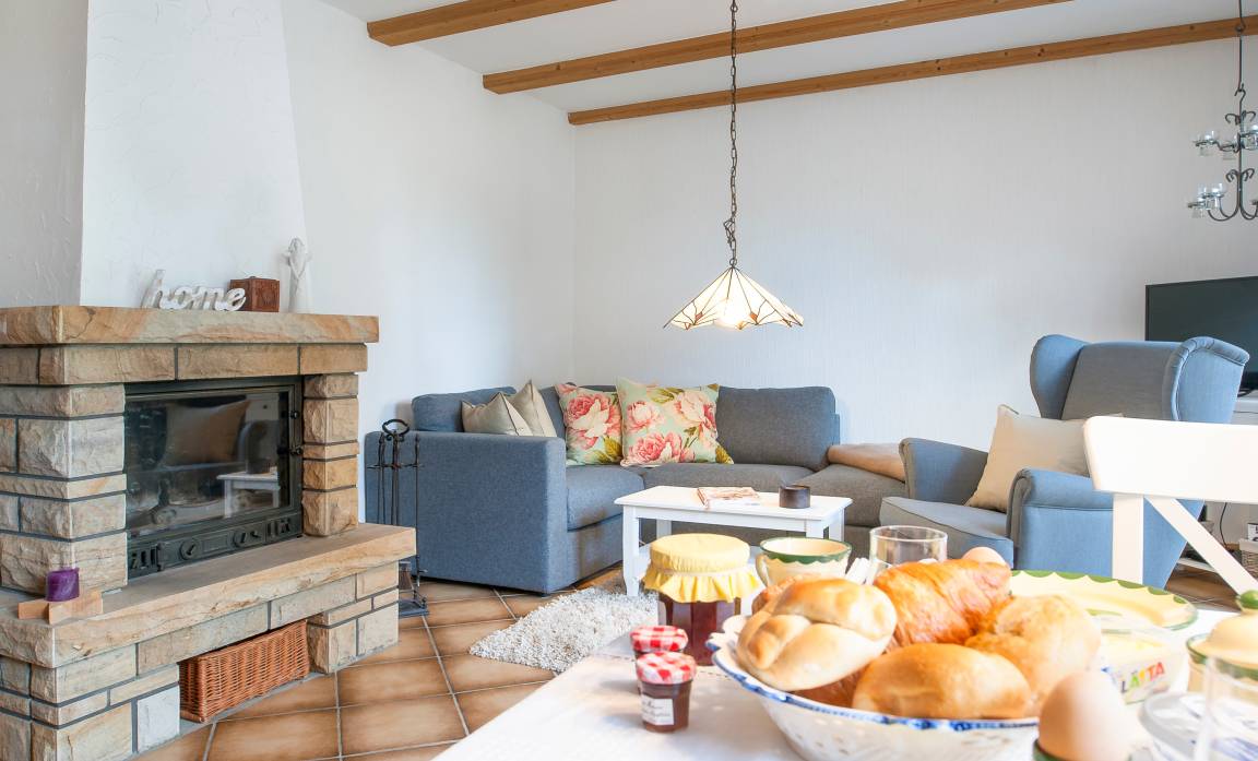 75 M² Ferienhaus ∙ 2 Schlafzimmer ∙ 3 Gäste - Lenzen (Elbe)