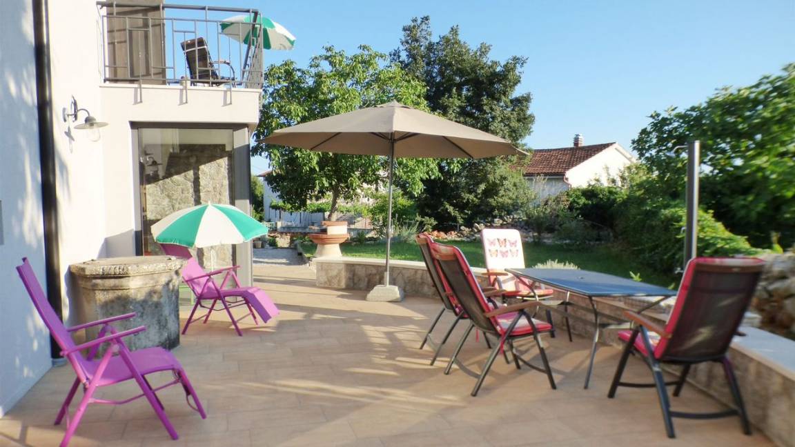 105 M² House ∙ 3 Bedrooms ∙ 7 Guests - Krk