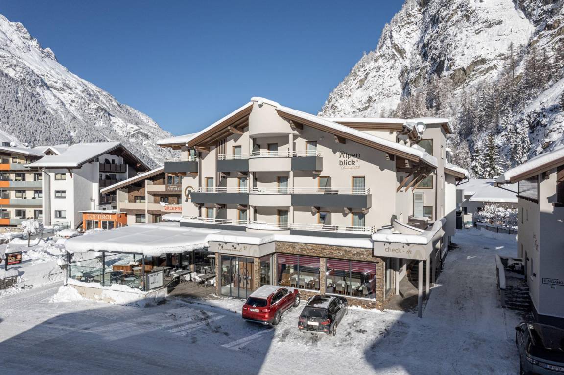 45 M² Hotel ∙ 1 Bedroom ∙ 3 Guests - Längenfeld