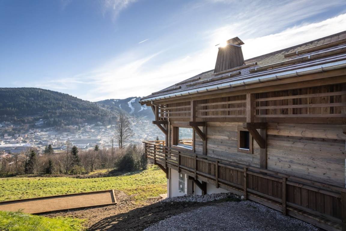 150 M² Chalet ∙ 5 Bedrooms ∙ 12 Guests - Gérardmer