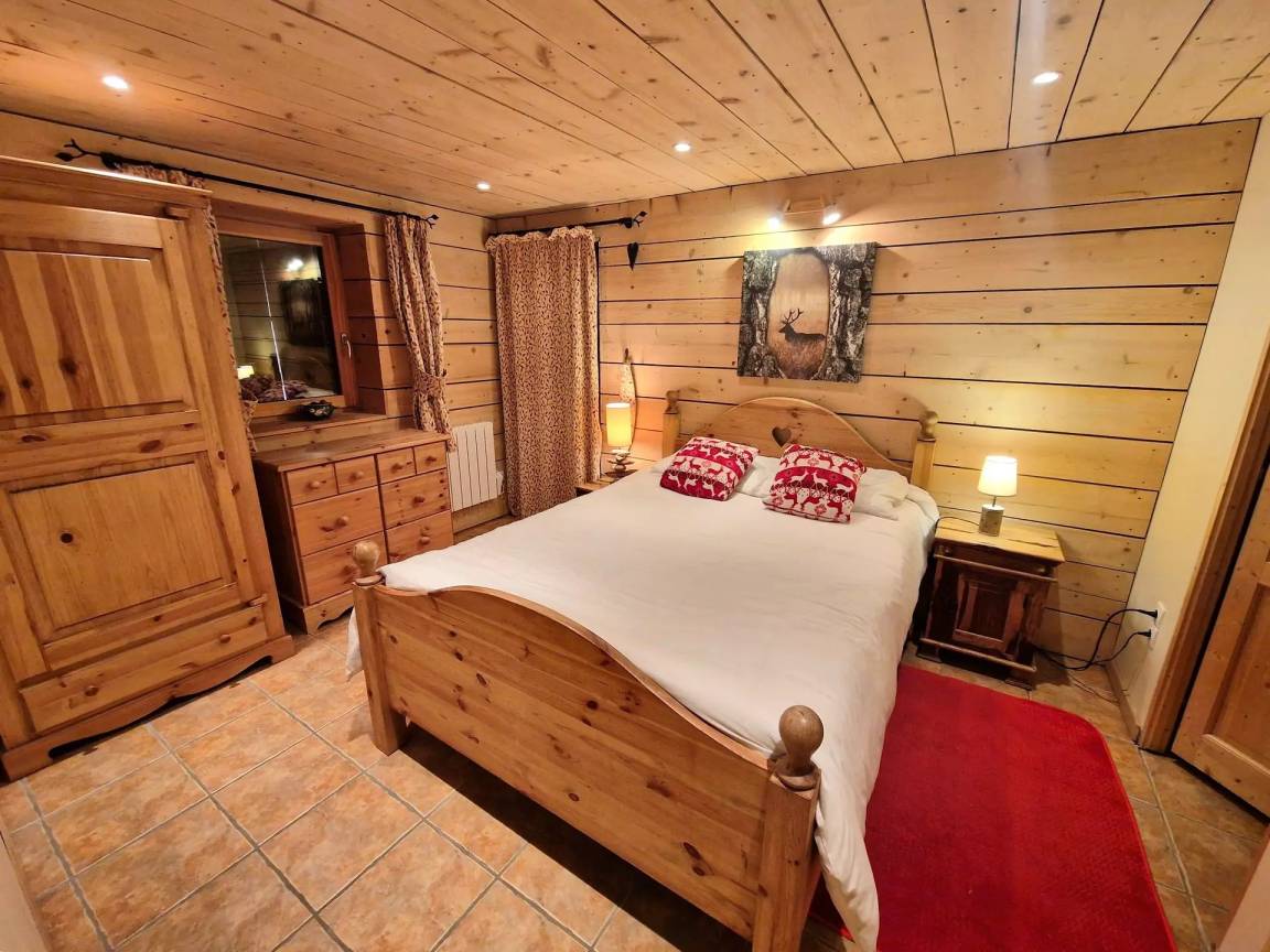 100 M² Chalet ∙ 3 Bedrooms ∙ 8 Guests - Aussois