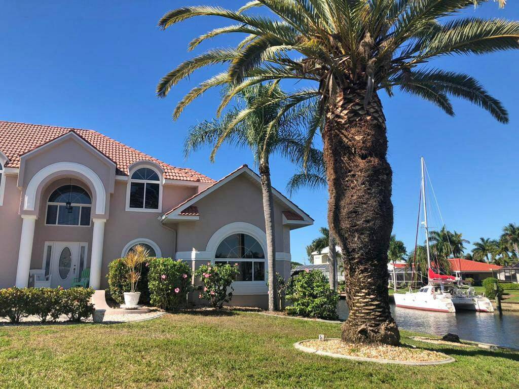 Villa ∙ 4 Bedrooms ∙ 8 Guests - Sanibel Island, FL