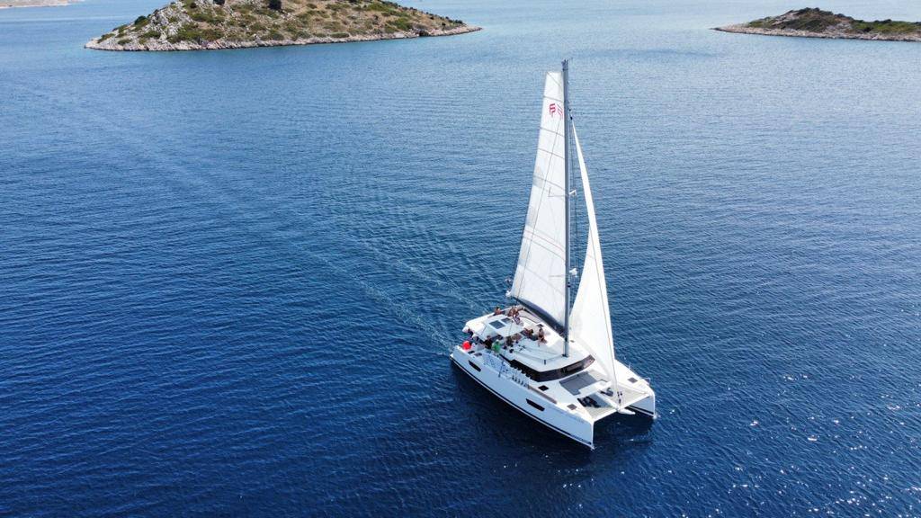 13 M² Houseboat ∙ 4 Bedrooms ∙ 8 Guests - Croatia