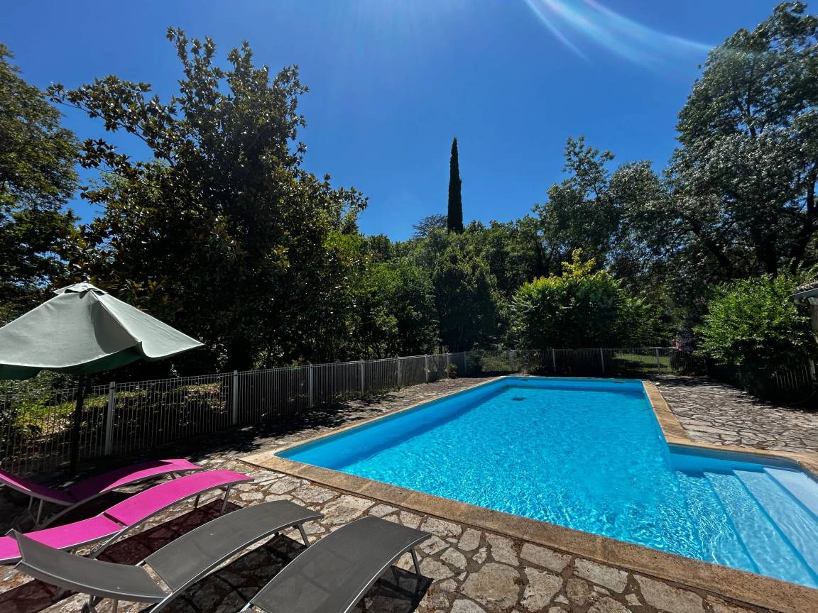 350 M² Villa ∙ 6 Chambres ∙ 9 Personnes - Berrias-et-Casteljau
