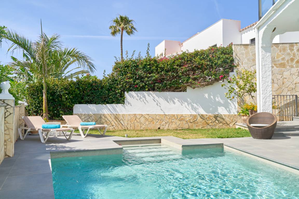 160 M² Villa ∙ 3 Chambres ∙ 6 Personnes - Nerja