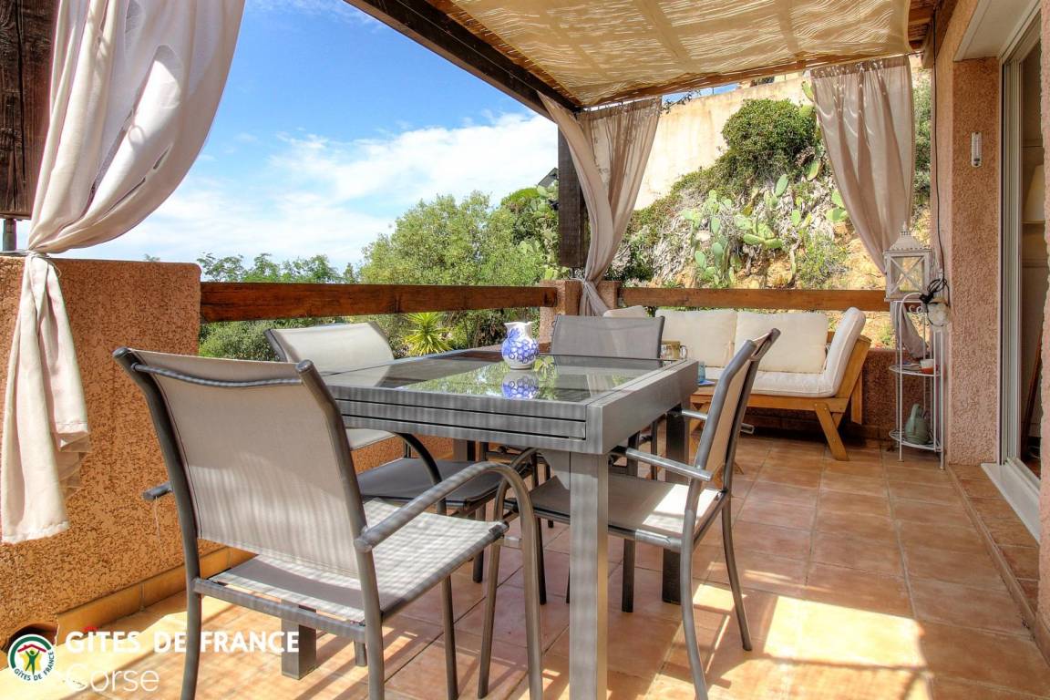 57 M² Gîte ∙ 2 Chambres ∙ 4 Personnes - Calcatoggio