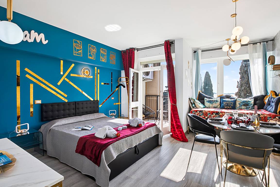 40 M² Studio Flat ∙ 3 Guests - Gardone Riviera